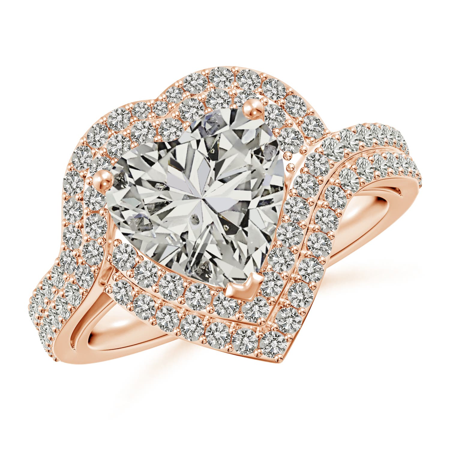 Why a Diamond Heart Ring Will Make Your Girlfriend Swoon