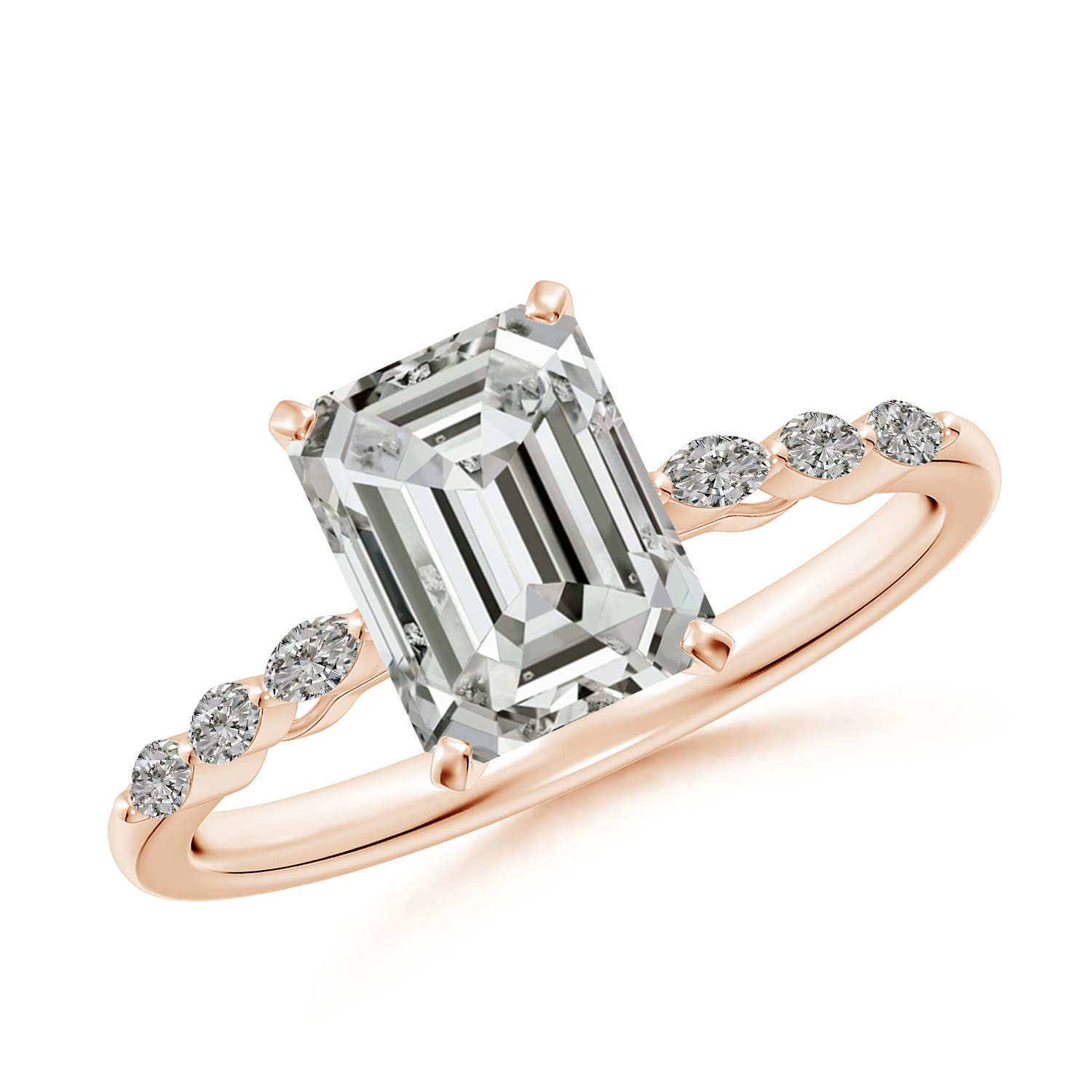 Trending in 2025: The Best Emerald-Cut Diamond Ring Styles