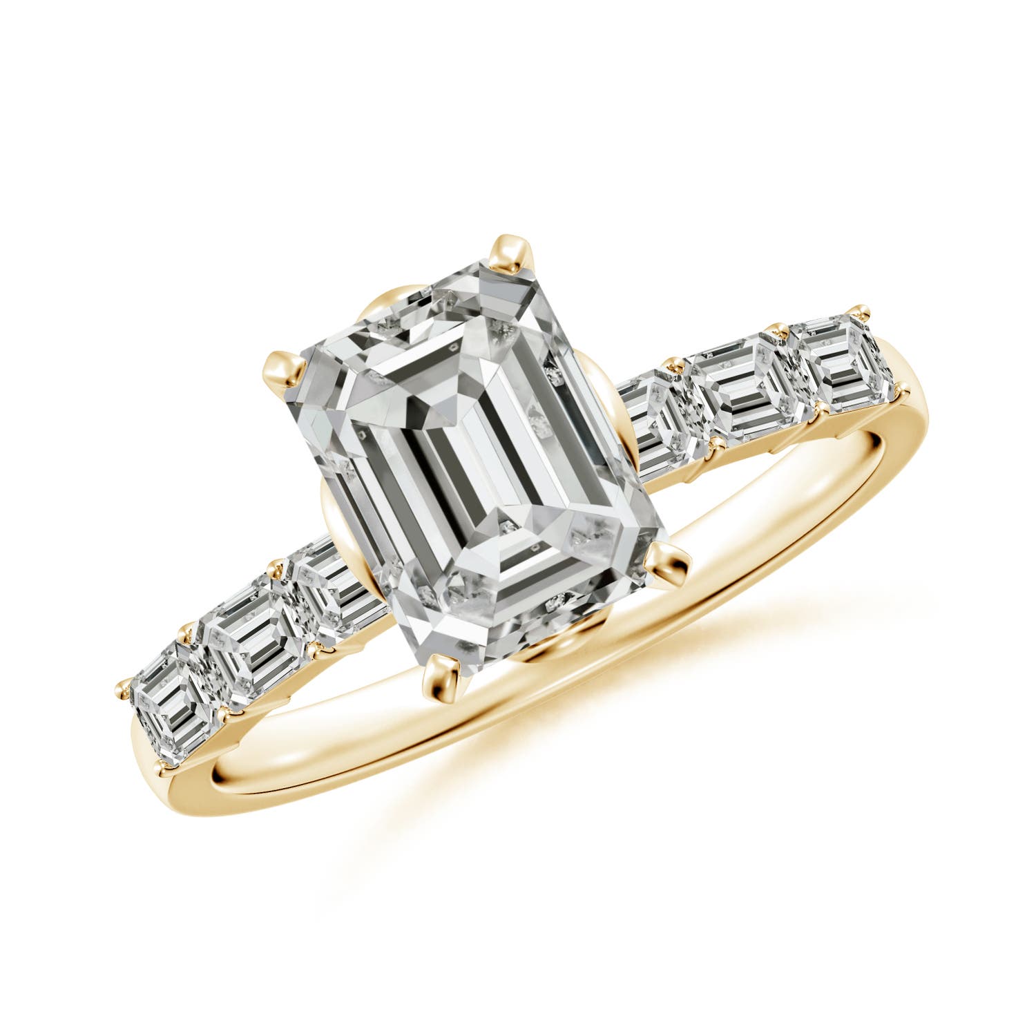 Trending in 2025: The Best Emerald-Cut Diamond Ring Styles